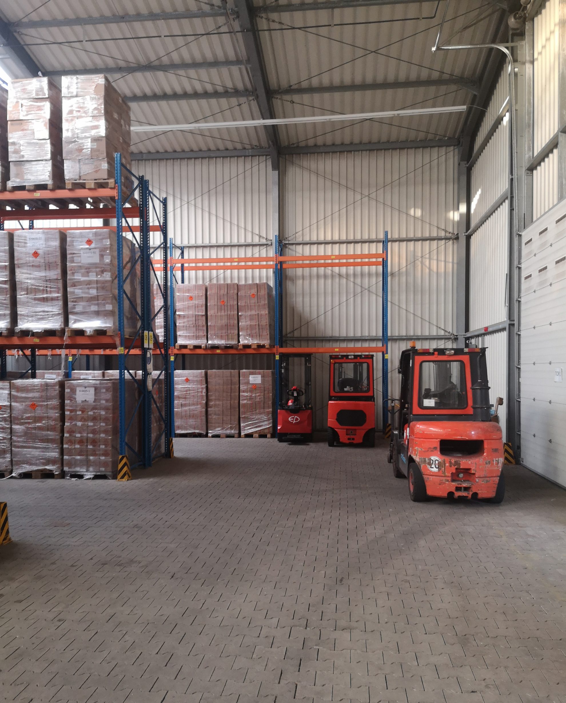 Warehousing - hansa-express logistics GmbH